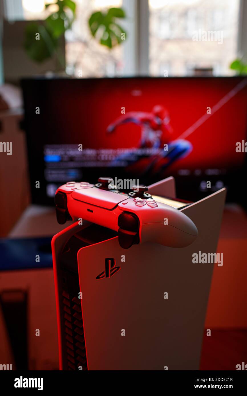 PlayStation 5 Sony reveals PS5 console and games. Dualsense controller ...