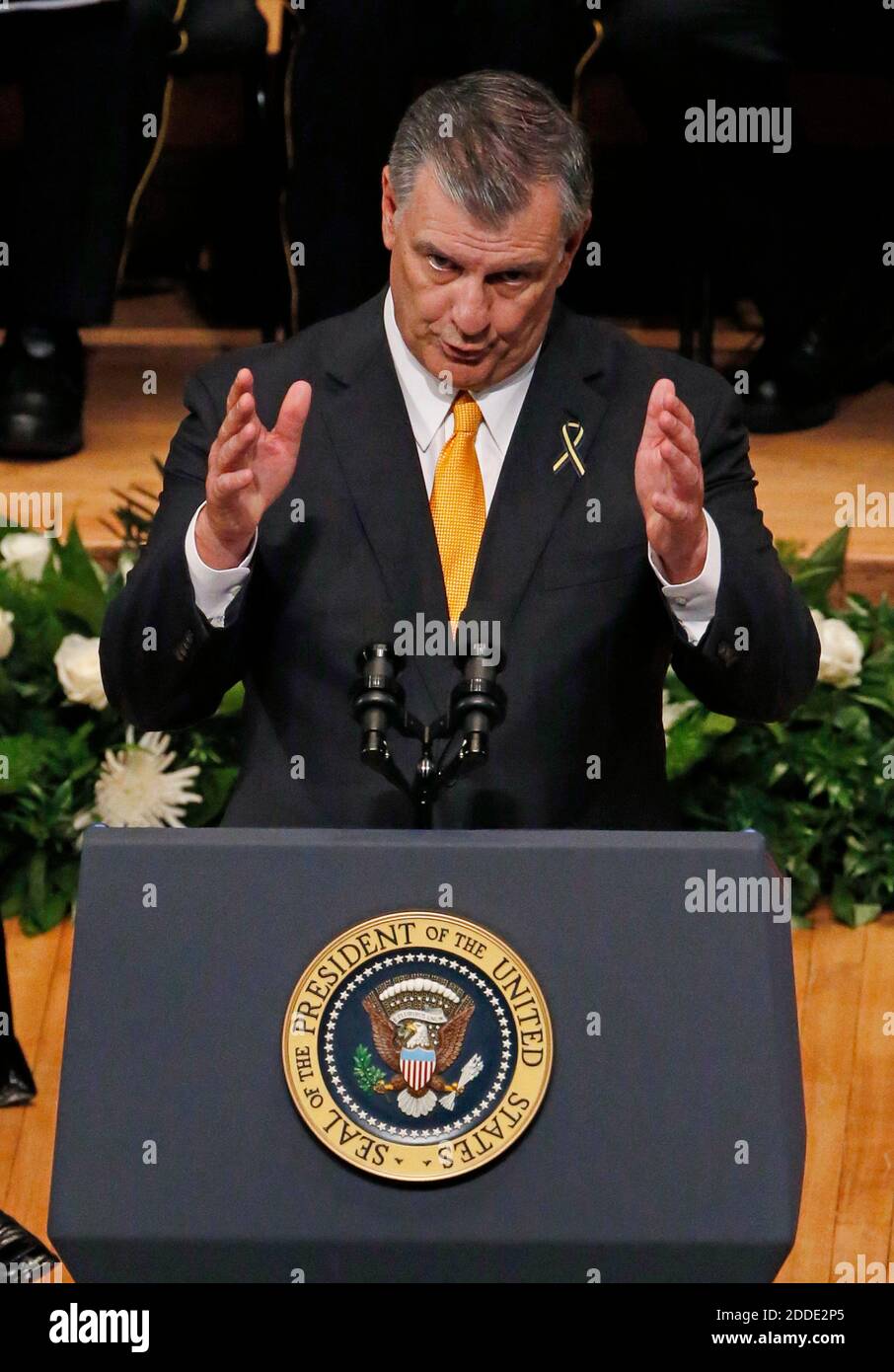 NO FILM, NO VIDEO, NO TV, NO DOCUMENTARY - Dallas Mayor Mike Rawlings ...