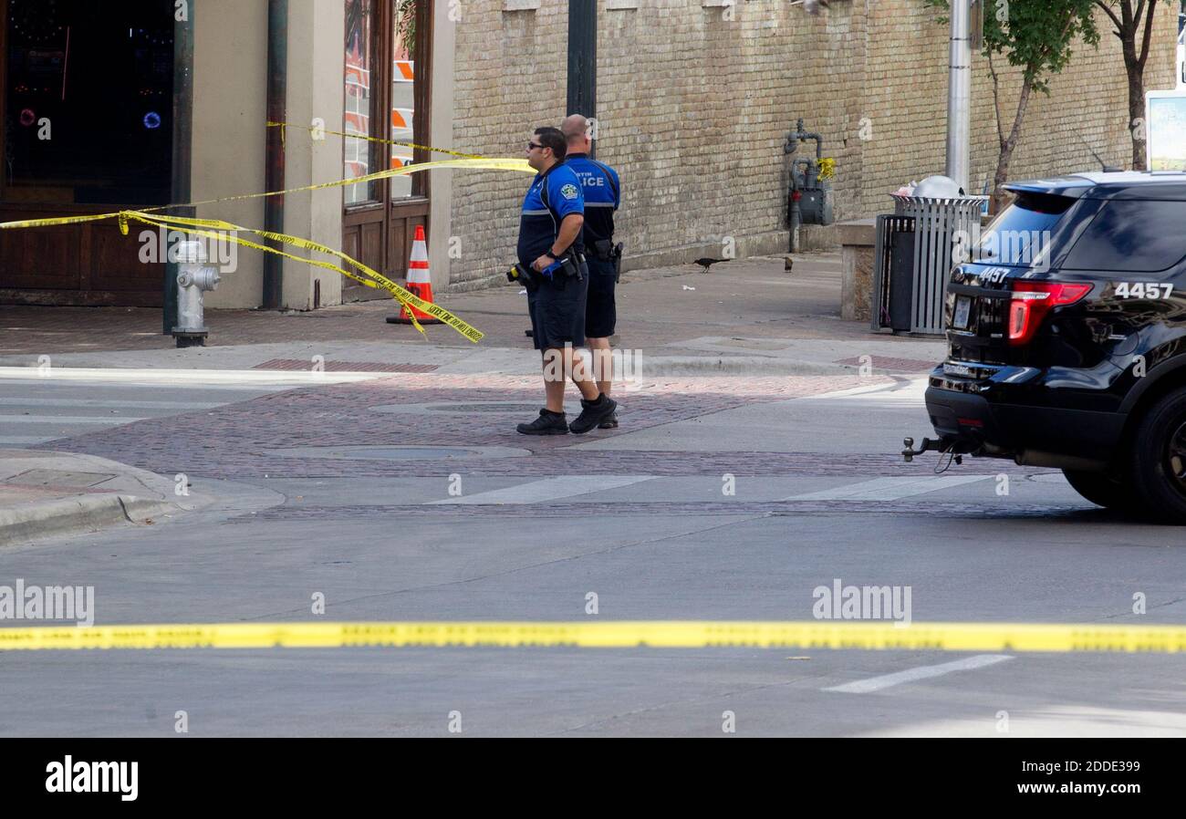 Shot on sunday hi-res stock photography and images - Alamy