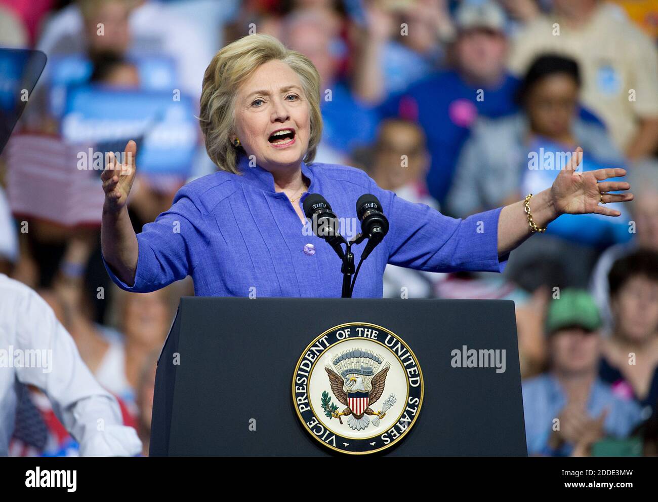Hillary fisher hi-res stock photography and images - Alamy