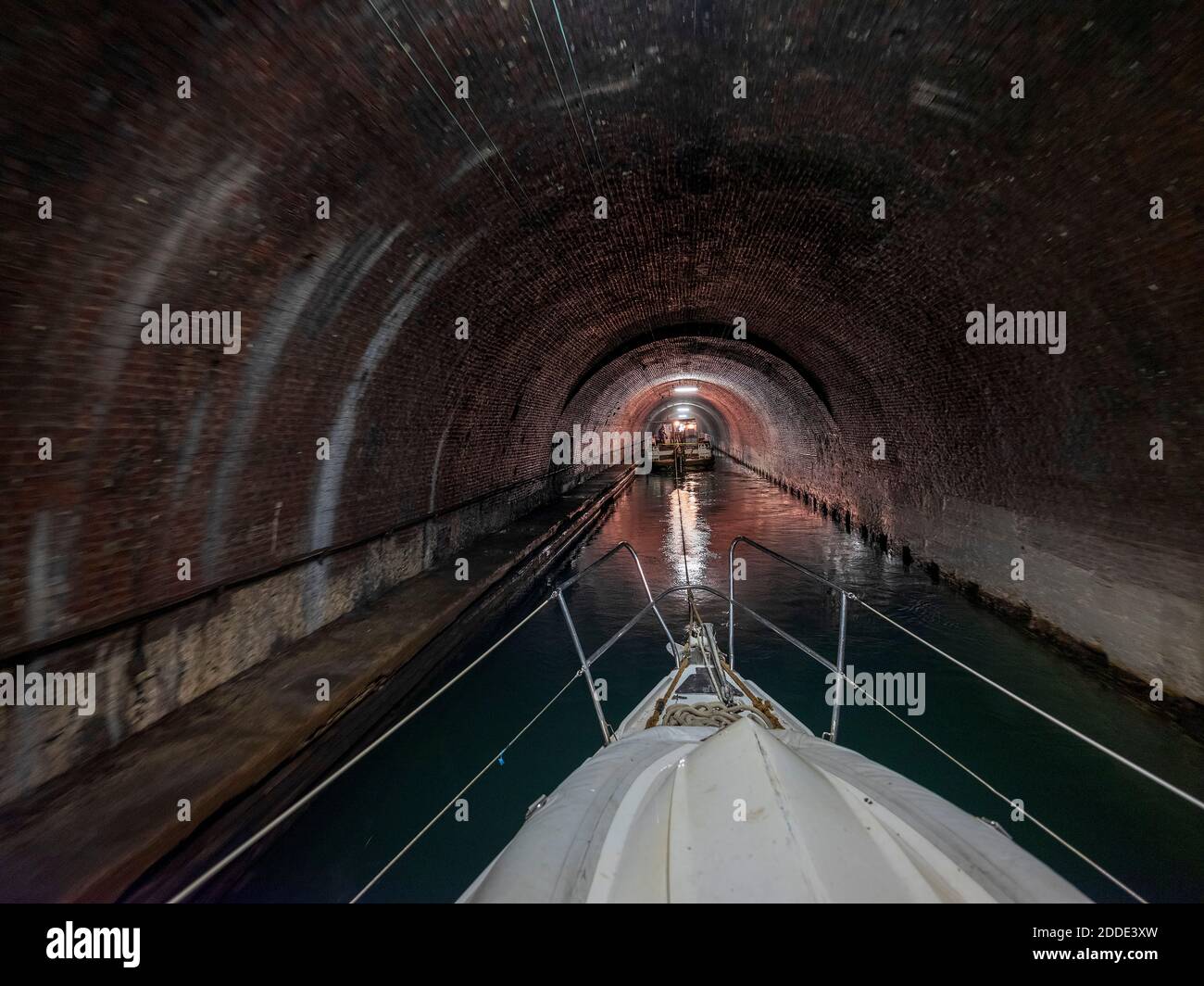 Riqueval tunnel hi-res stock photography and images - Alamy