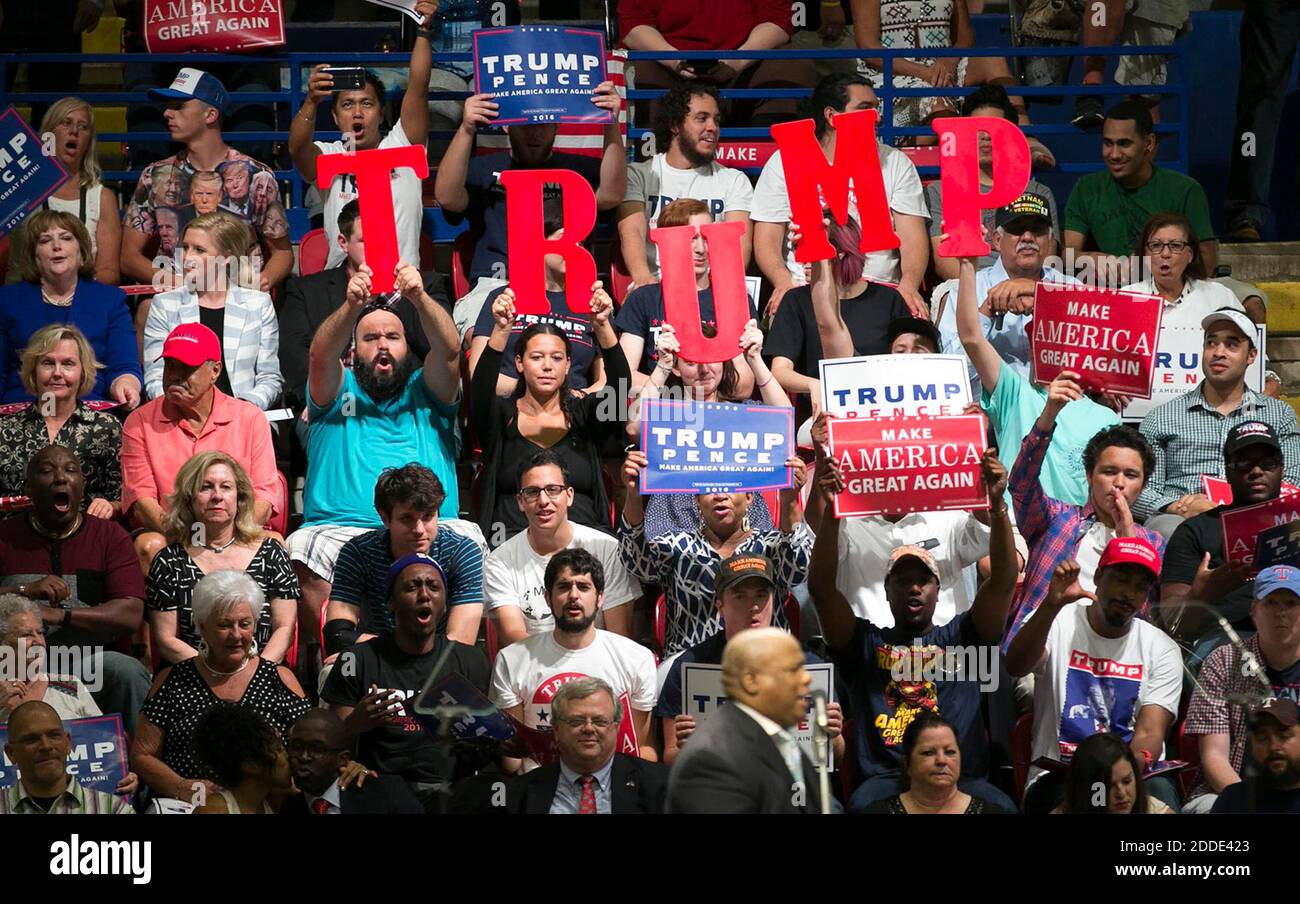 Austin american statesman photo hi-res stock photography and images - Alamy