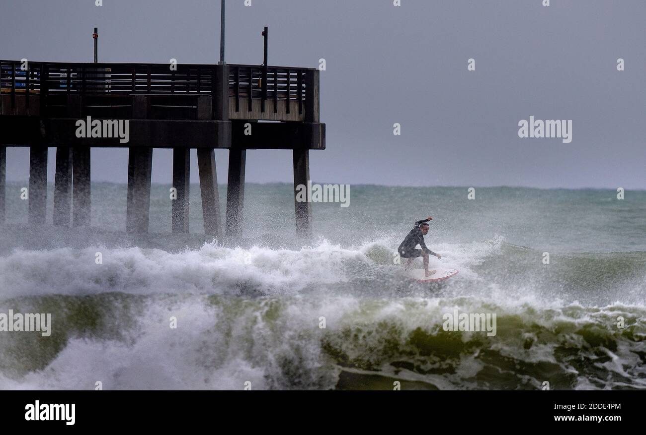 Dania beach hurricane hi-res stock photography and images - Alamy
