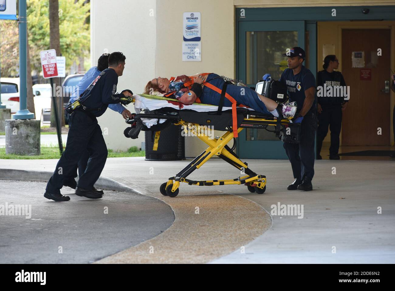 Trauma múltiple hi-res stock photography and images - Alamy