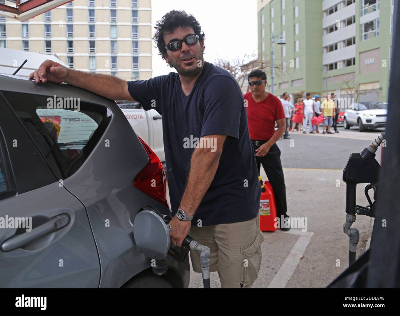 Puerto rico hurricane 2017 trees hi-res stock photography and images ...