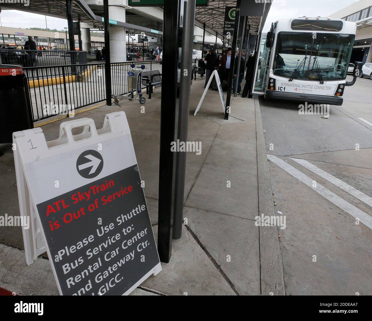 Hartsfield Jackson Skytrain High Resolution Stock Photography and ...