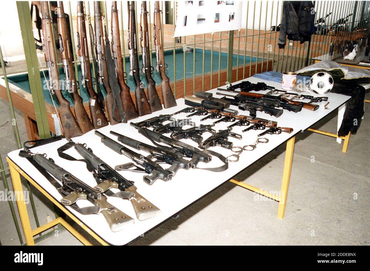 NO FILM, NO VIDEO, NO TV, NO DOCUMENTARY - HANDOUT - (November 9) Steve ...