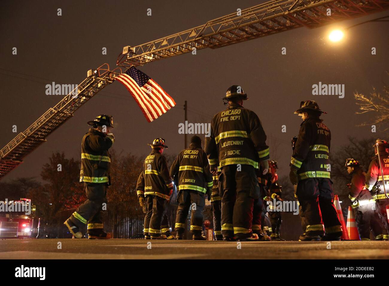 Chicago police officer hi-res stock photography and images - Alamy