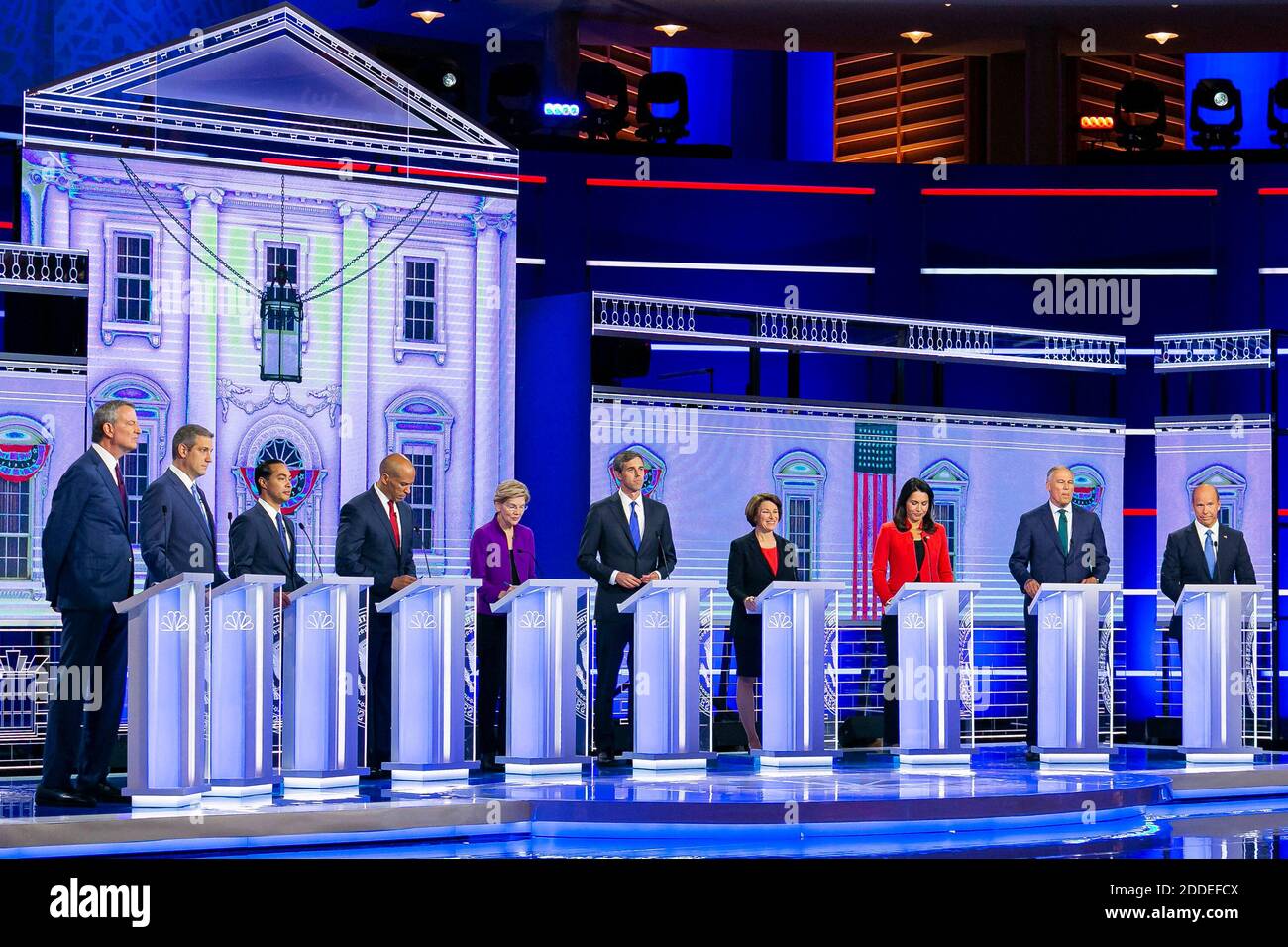 2020 democratic primary debate hi-res stock photography and images - Alamy