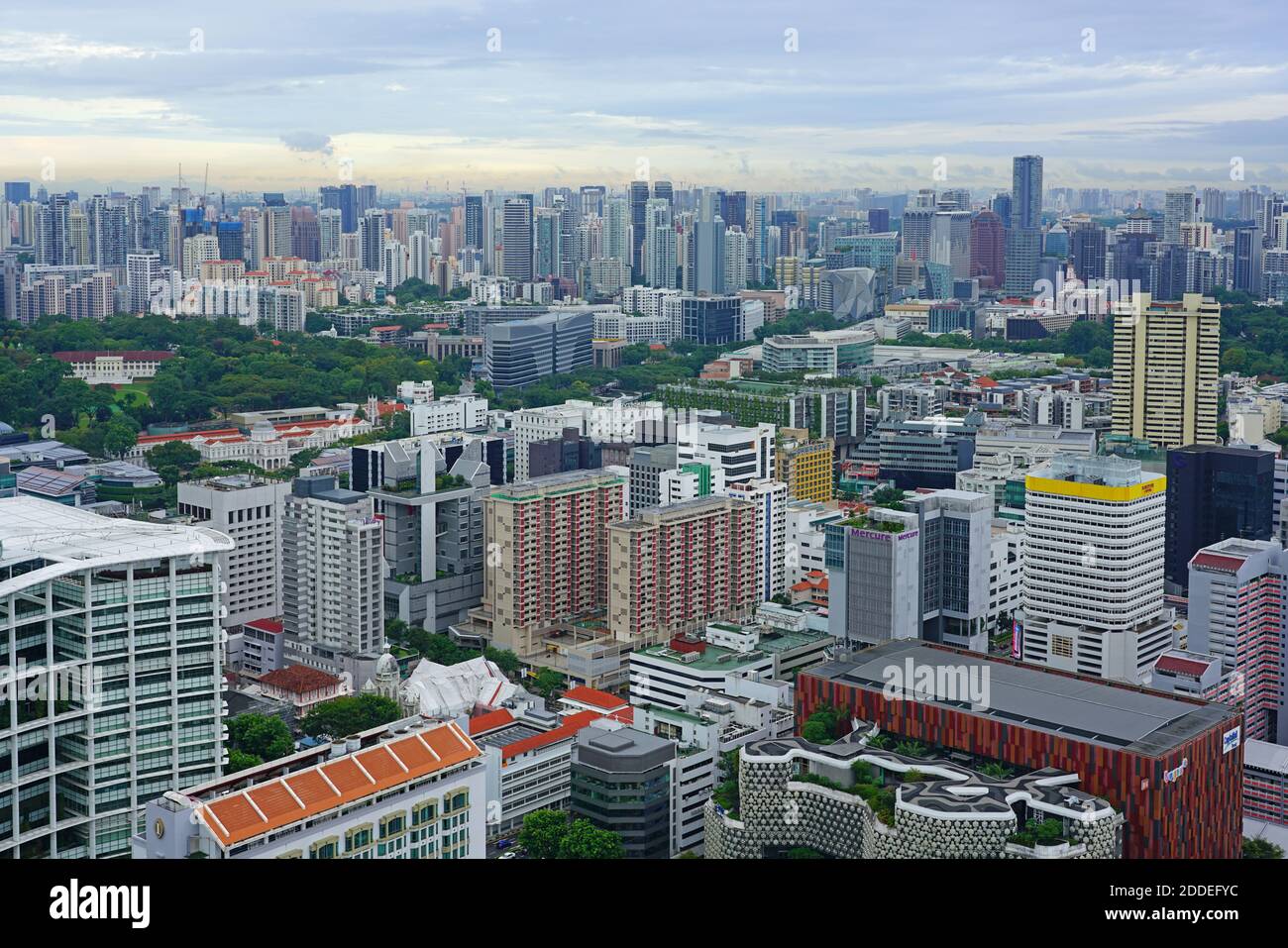 SINGAPORE -9 DEC 2019- Evening cityscape view of high-rise buildings in ...