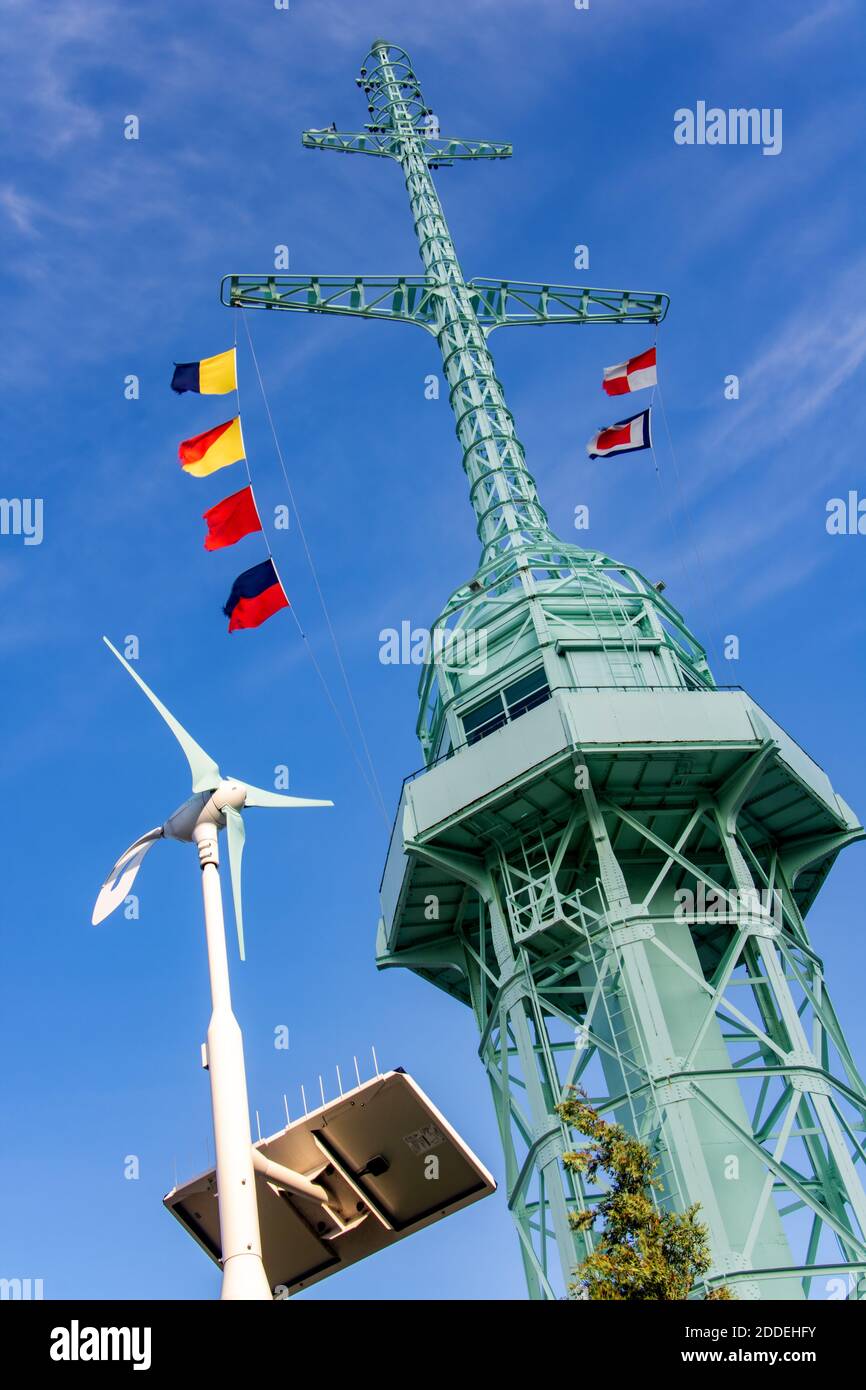 Navy ship signal flag signal flags hi-res stock photography and images ...