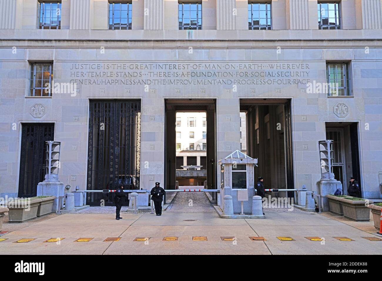 Department of justice building hi-res stock photography and images - Alamy