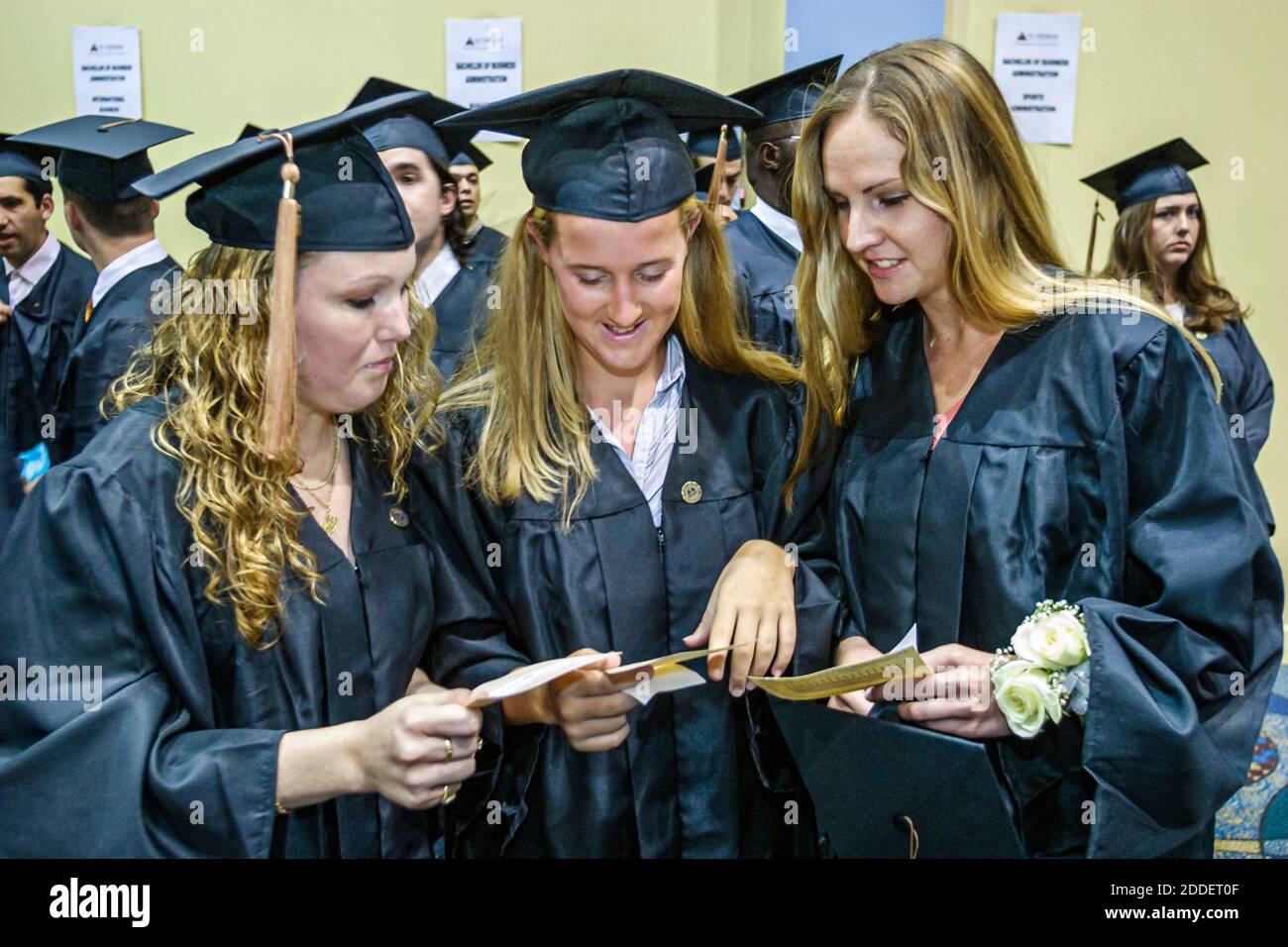 Florida,Miami Beach Convention Center,centre St. Thomas University ...