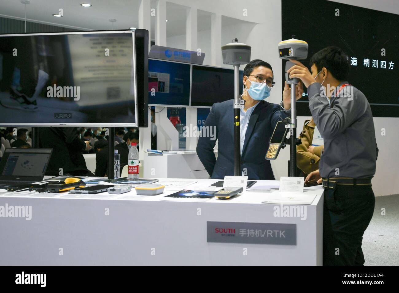 Gnss hi-res stock photography and images - Alamy