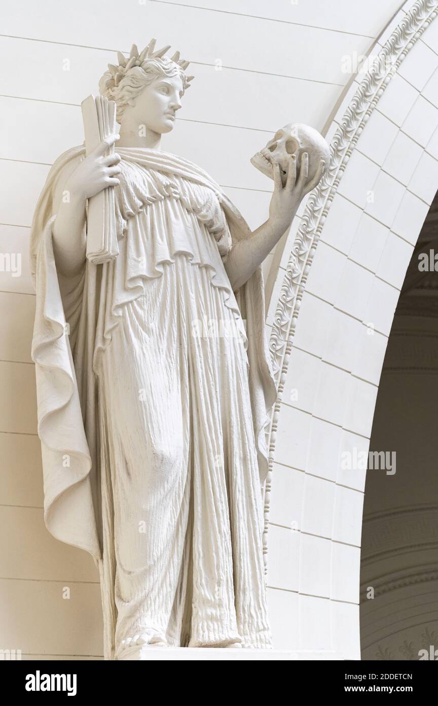 sculpture inside the Field Museum Stock Photo - Alamy