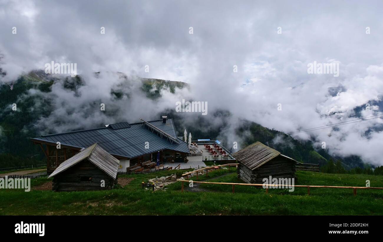 Restaurant in ski resort hi-res stock photography and images - Alamy