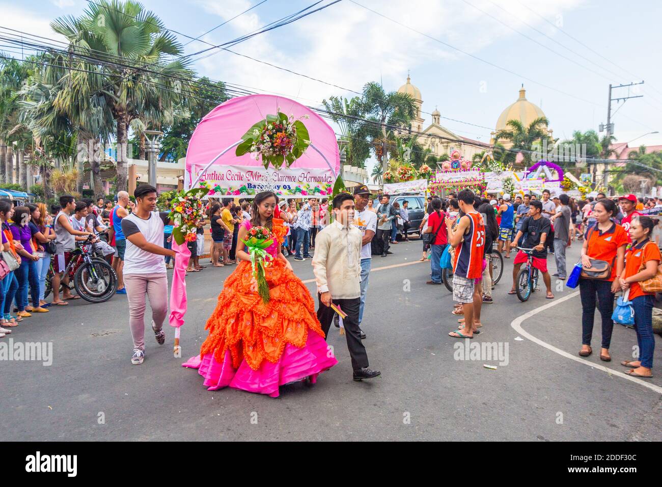 Santacruzan hi-res stock photography and images - Alamy
