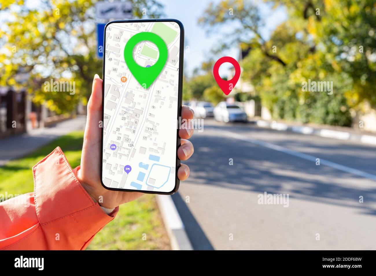 Connection direction sunny arrow hi-res stock photography and images ...