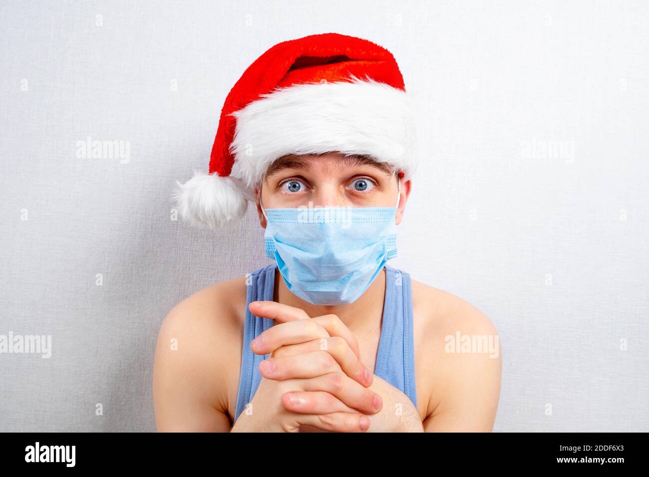 Fearful mask hi-res stock photography and images - Alamy