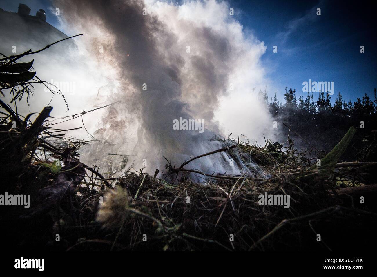 Agriculture fire hi-res stock photography and images - Alamy