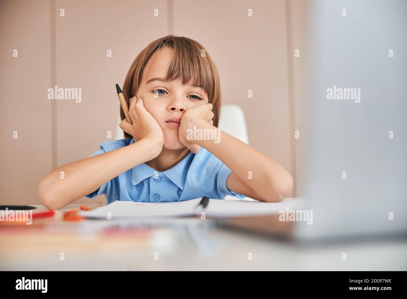 Child no interest in school hi-res stock photography and images - Alamy