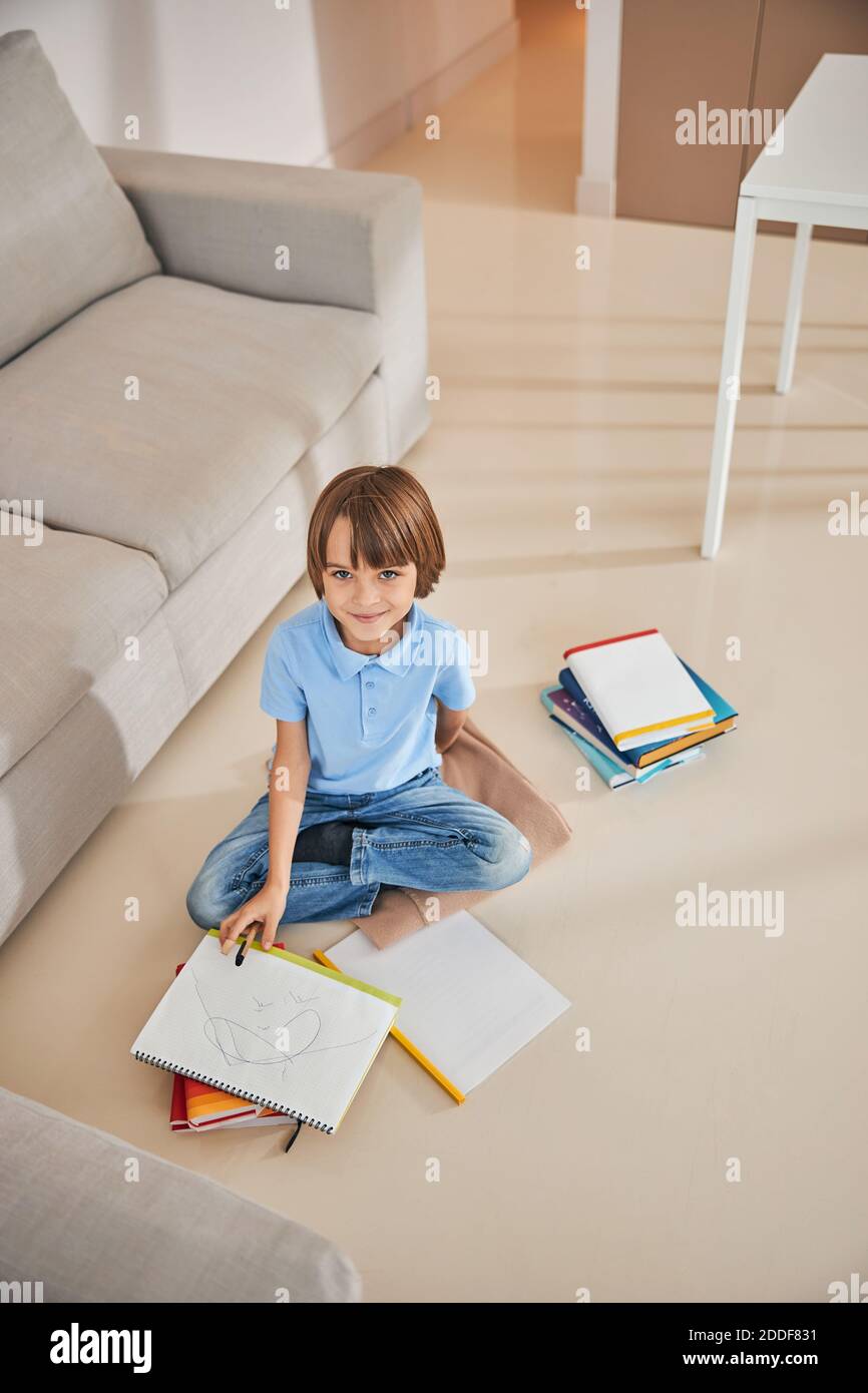 Demonstrating knowledge hi-res stock photography and images - Alamy