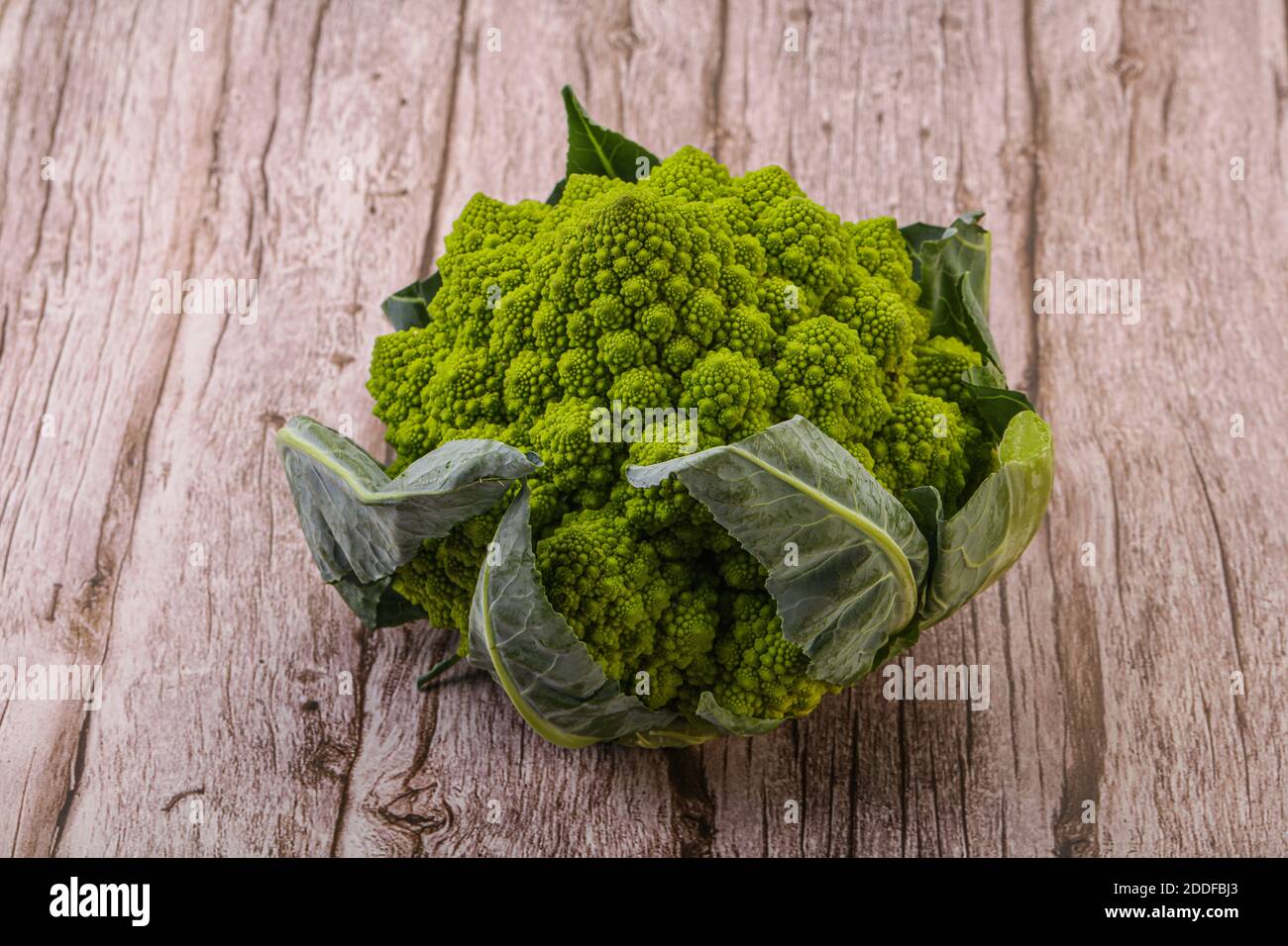 Tasty Vegan organic food - Romanesco cabbage Stock Photo - Alamy