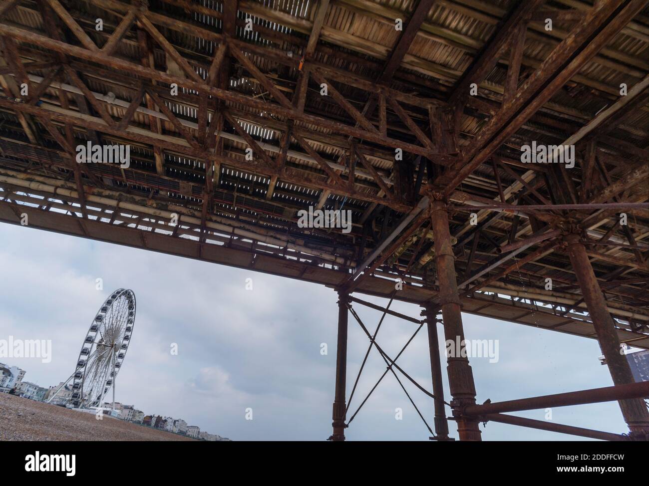 Victorian structural engineering hi-res stock photography and images ...