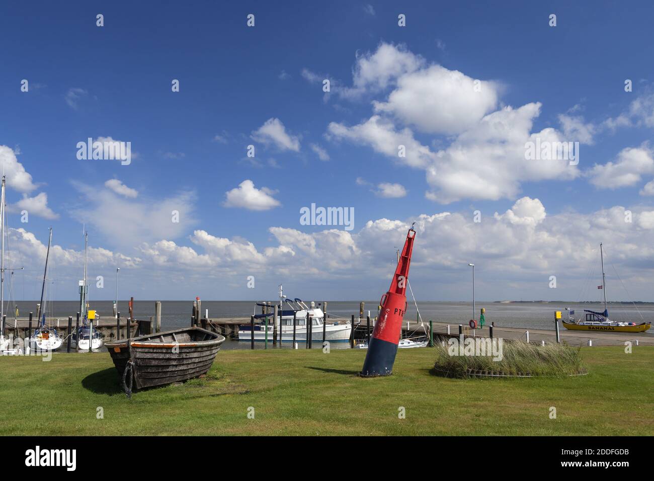 View of munkmarsch harbor hi-res stock photography and images - Alamy