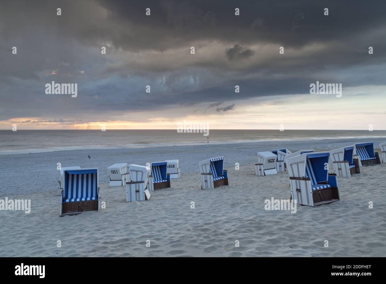 geography / travel, Germany, Schleswig-Holstein, isle Sylt, at beach in ...