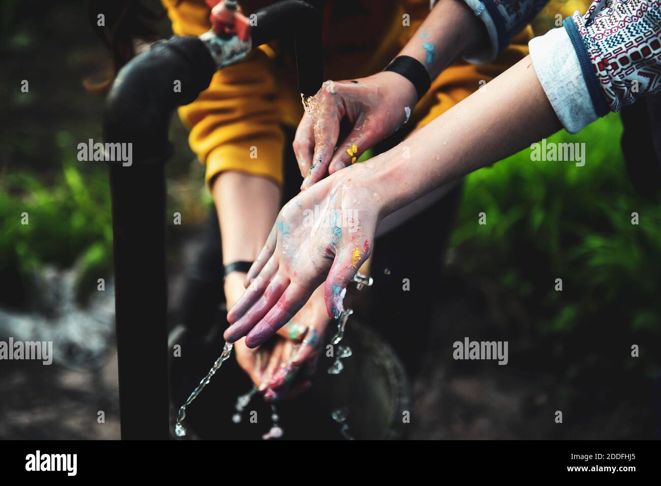 Paintings of hands with people hi-res stock photography and images - Alamy