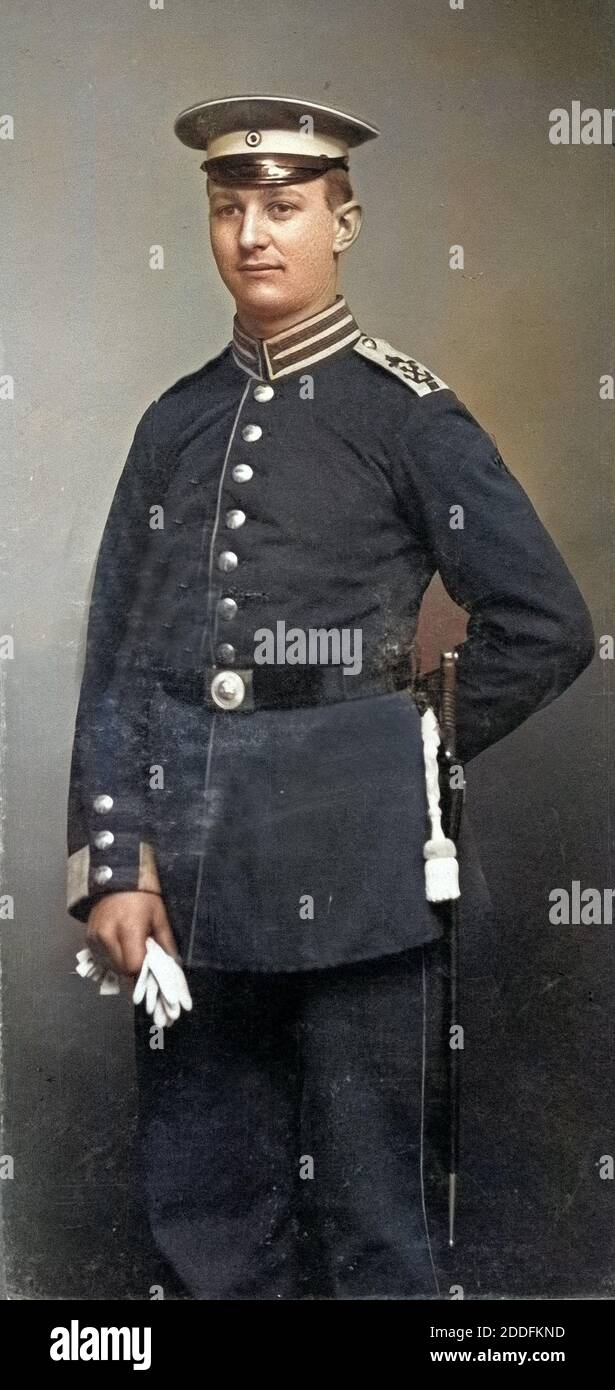 Portr‰t eines Mannes in Uniform, Deutschland 1900er Jahre. Portrait of ...