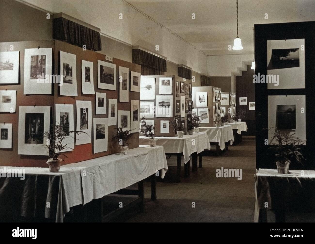 Colorized germany 1930s hi-res stock photography and images - Alamy
