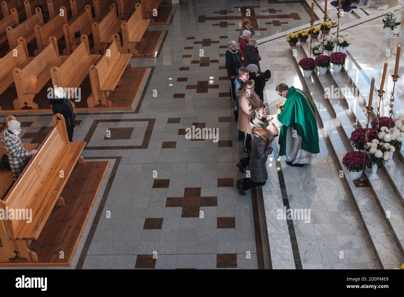 Consecrated wafer hi-res stock photography and images - Alamy