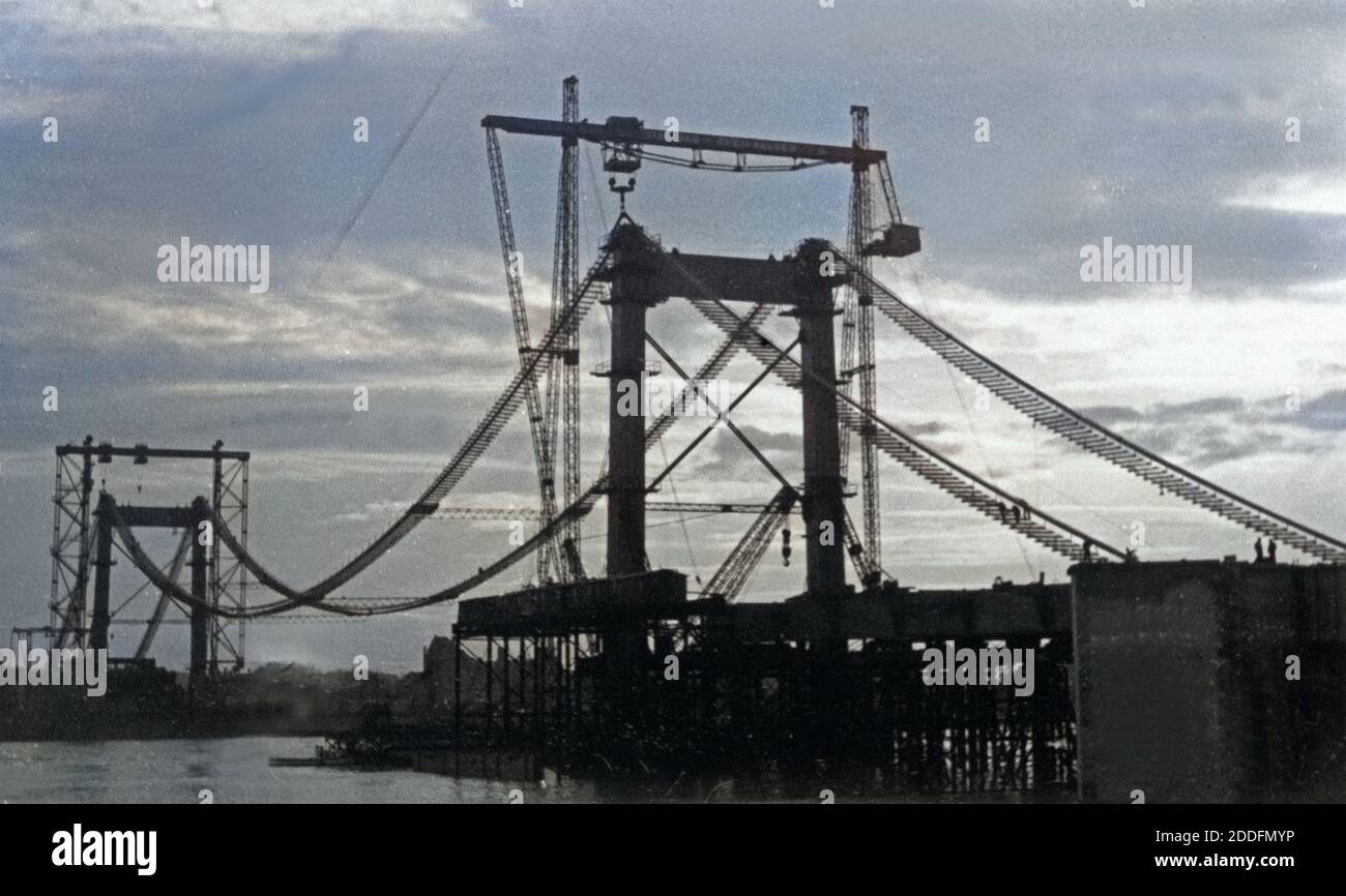 1950s bridge construction hi-res stock photography and images - Alamy