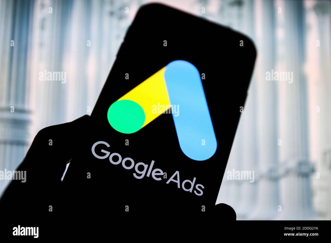 Ads technology ads hi-res stock photography and images - Alamy