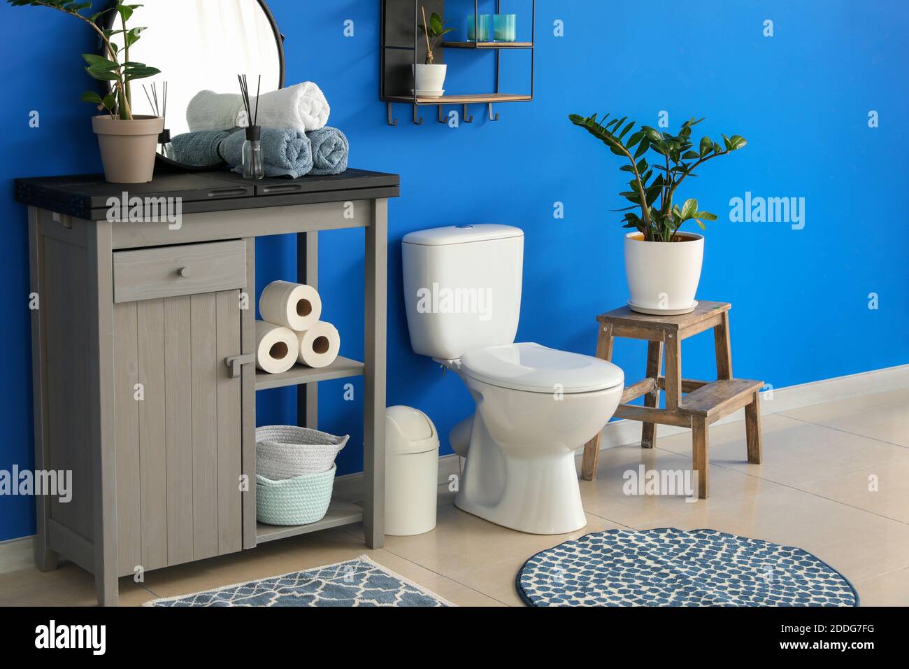 Stylish interior of modern restroom Stock Photo - Alamy
