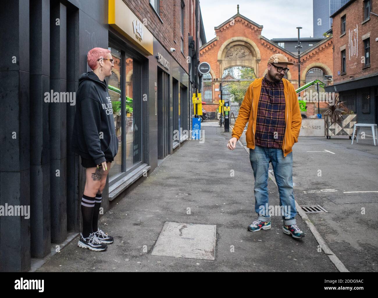 Edge street hi-res stock photography and images - Alamy