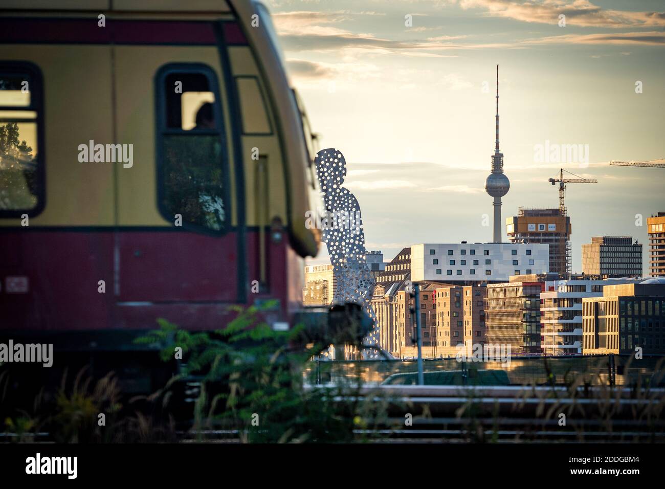 Paris to berlin train hi-res stock photography and images - Alamy