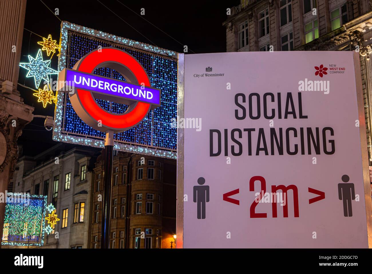 London, UK - November 22nd 2020: A social distancing sign, pictured ...