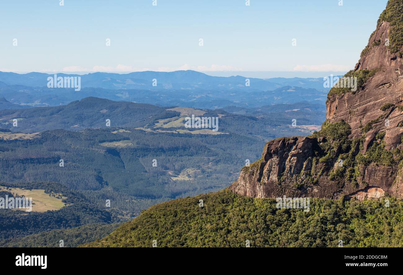 A beautiful mountainous landscape with greenery in Santa Catarina ...
