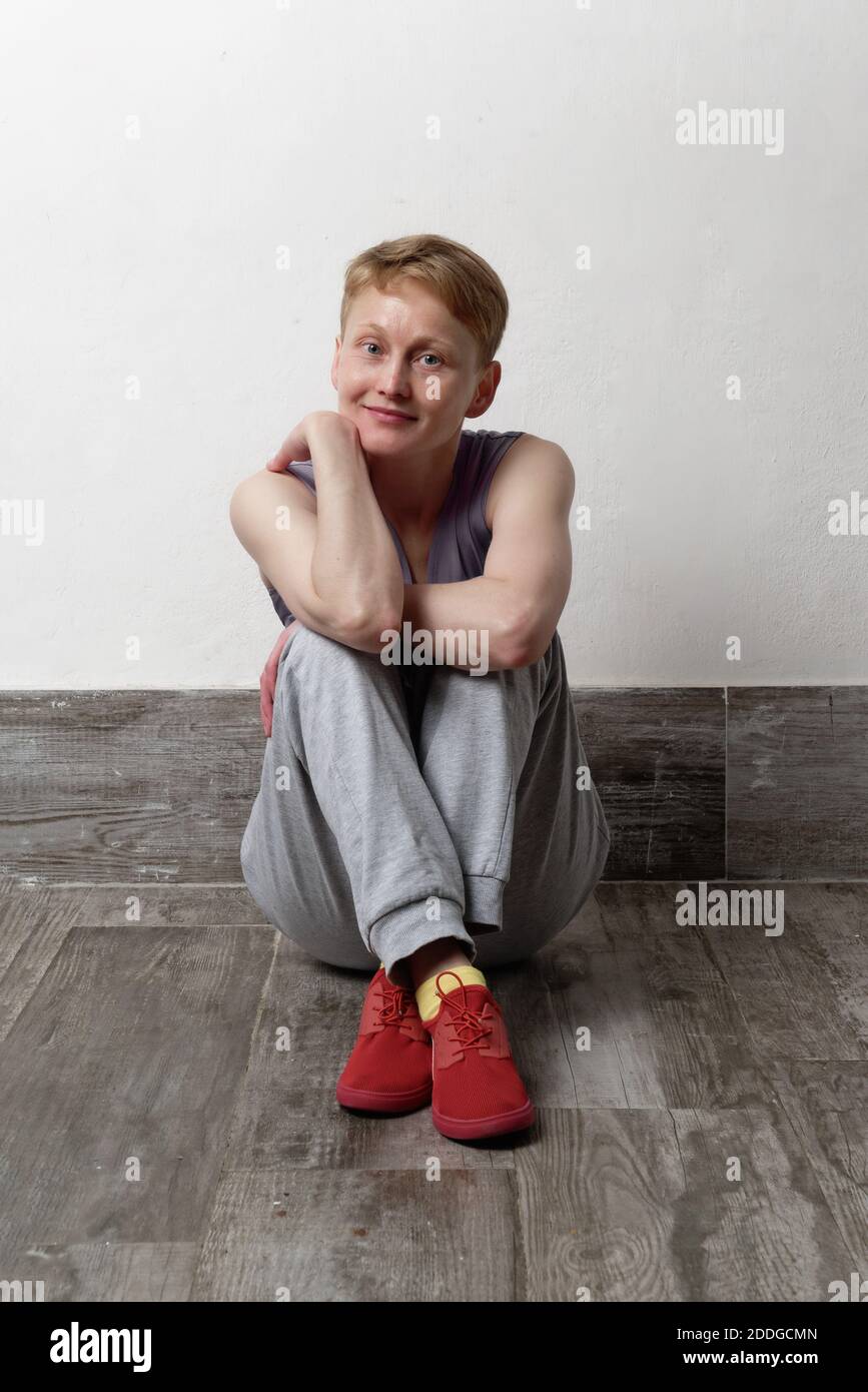 Contented woman hi-res stock photography and images - Alamy