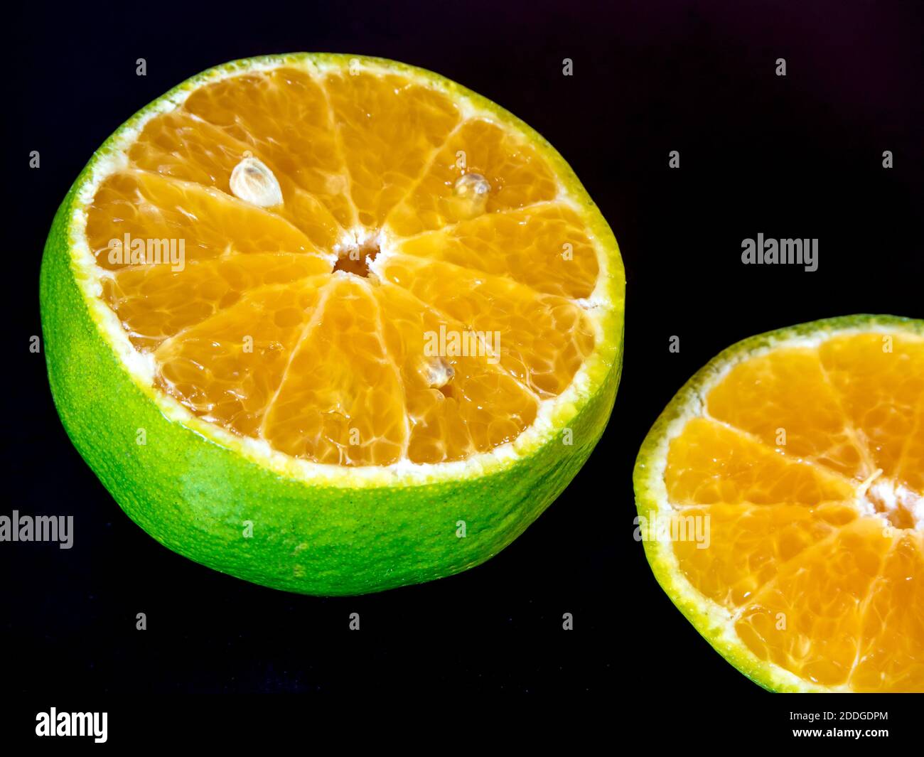 Tangerine orange was slashed to orange flesh inside Stock Photo - Alamy