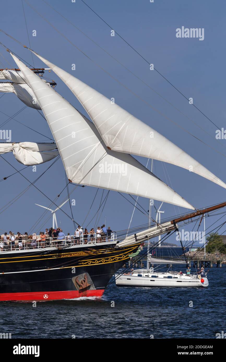 Kobenhavn ship hi-res stock photography and images - Alamy