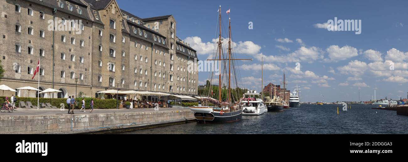 geography / travel, Denmark, Copenhagen, former department store on the ...