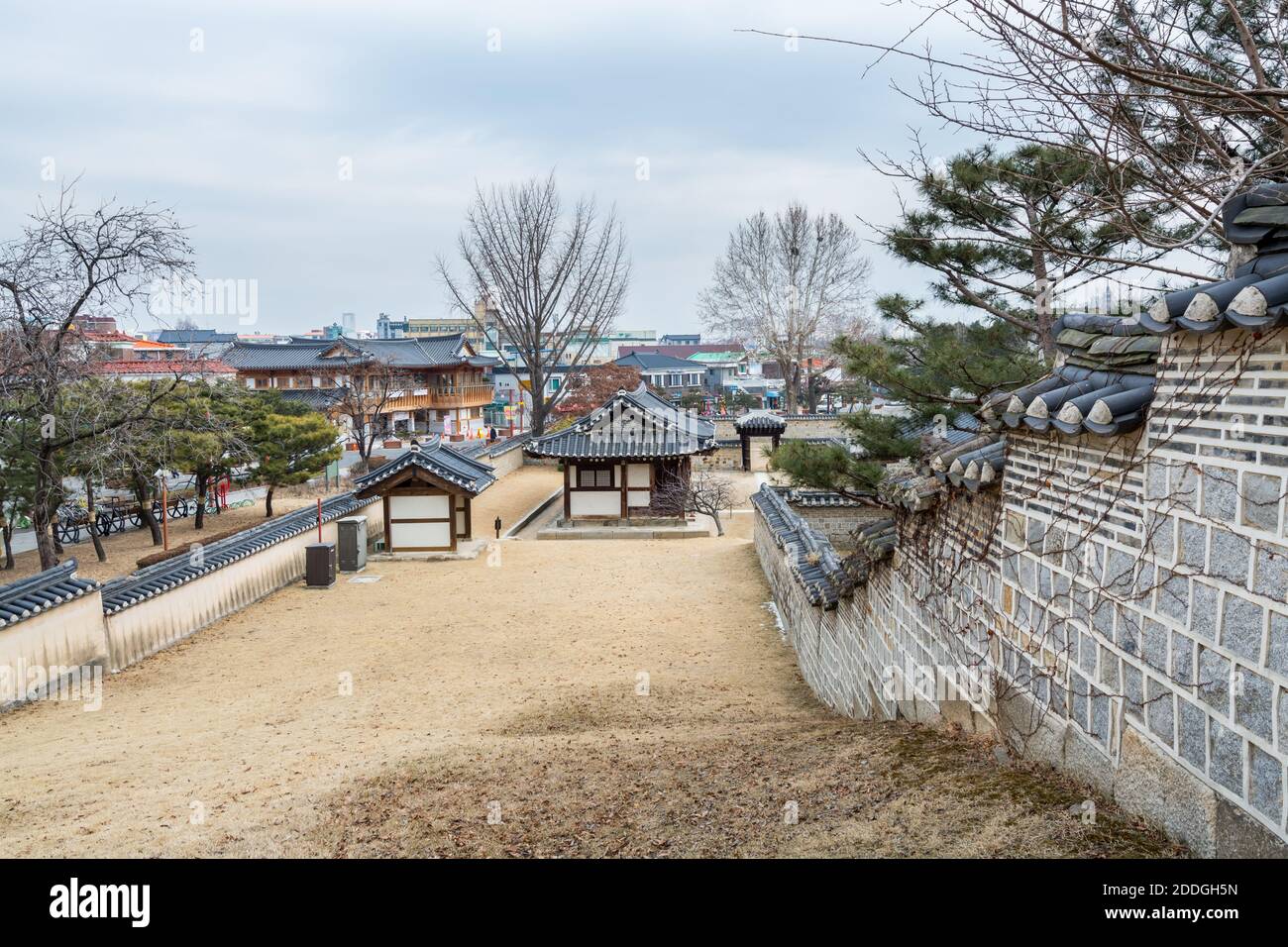 Wall with black tiles of Hwaseong Haenggung Palace loocated in Suwon ...