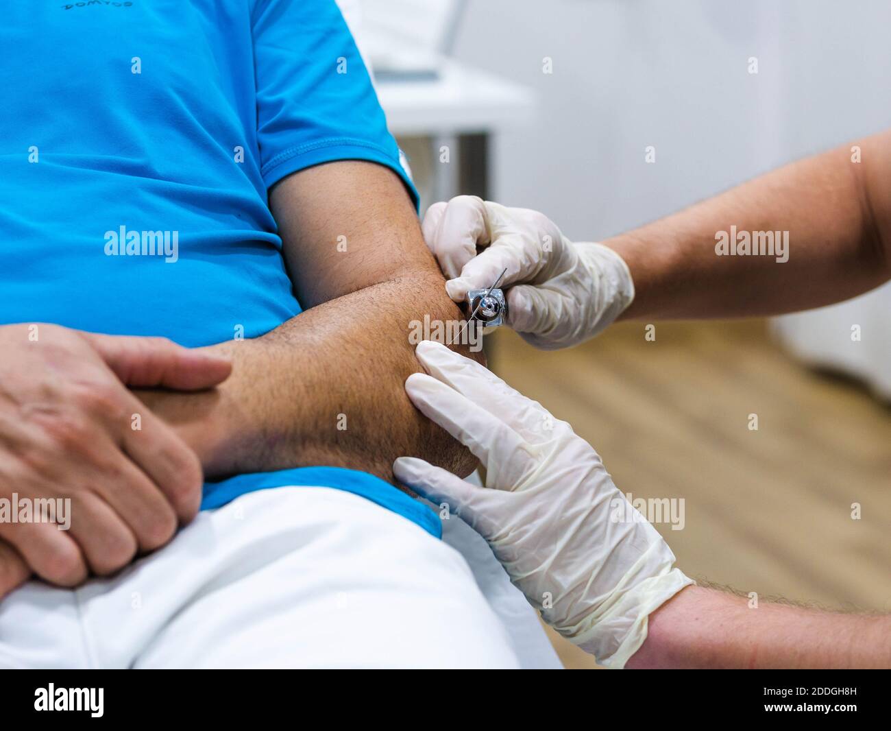 Laser session hi-res stock photography and images - Alamy