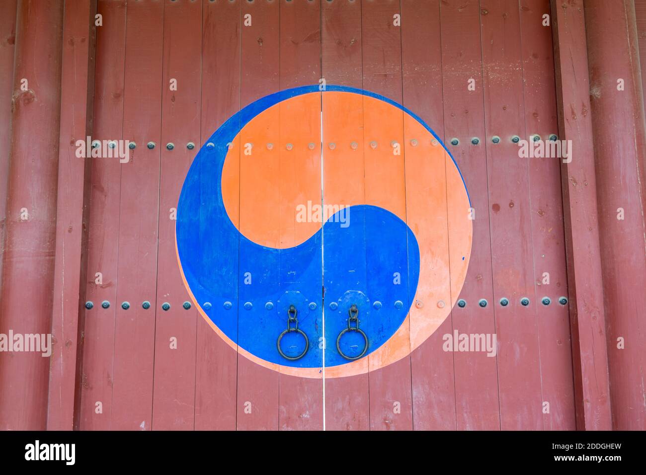 Wooden door with Taiji of korean National flag at the Hwaseong ...