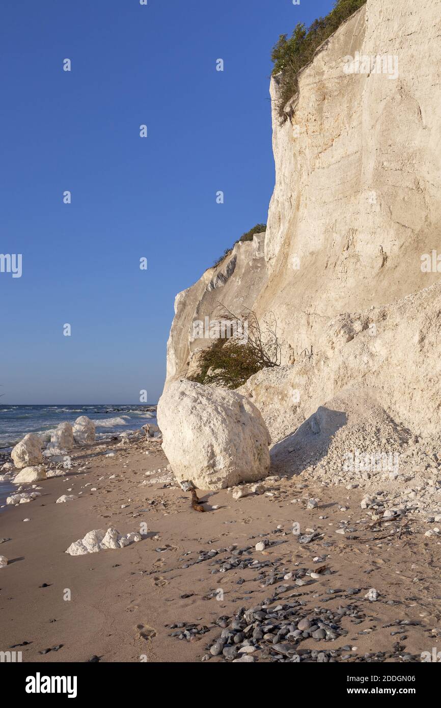 Denmark isle mon mons klint hi-res stock photography and images - Alamy