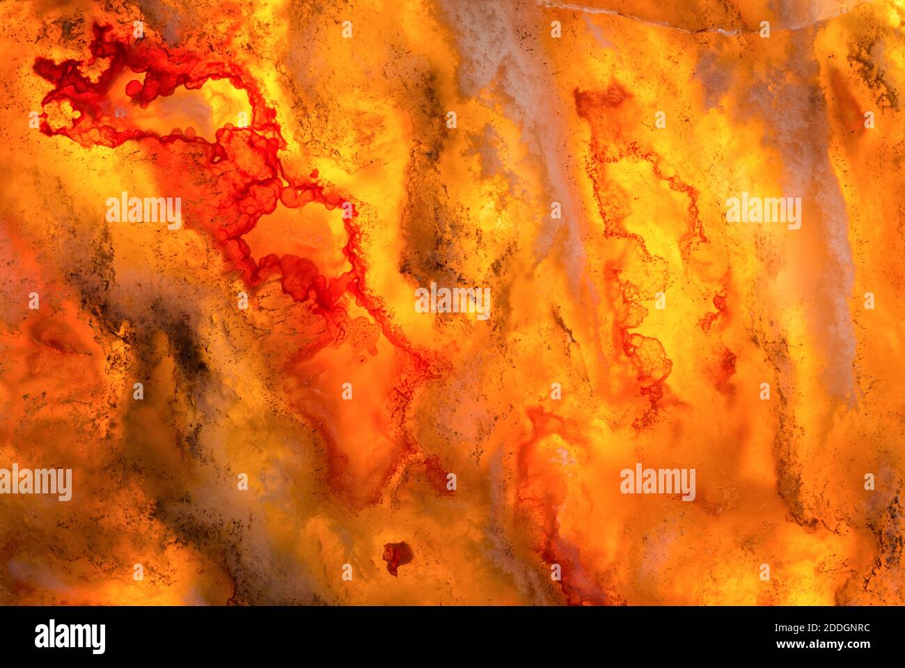 Strong backlighting enhances the color and chaotic structural depth of ...